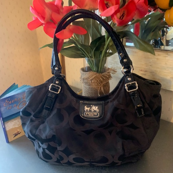 Coach | Bags | Coach Black Signature Logo Shoulder Bag With Red Satin ...